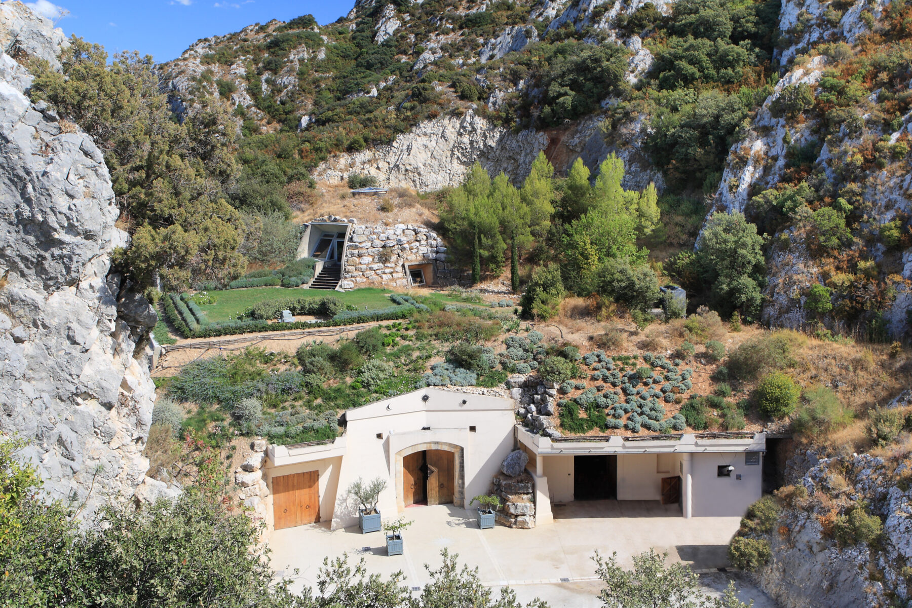 Château Romanin - La Route des Vins de Provence